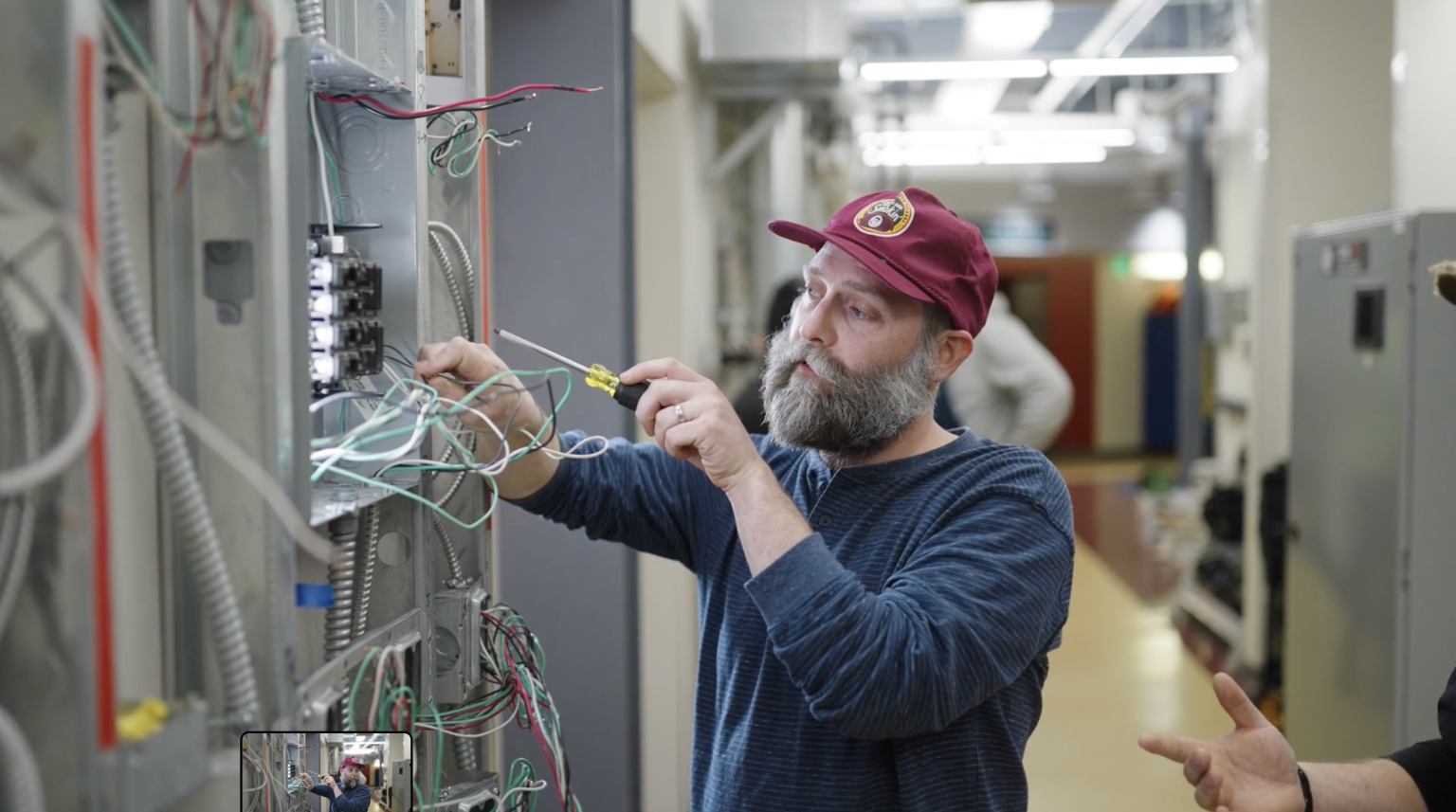 IBEW Hour Power - For IBEW members, by IBEW members